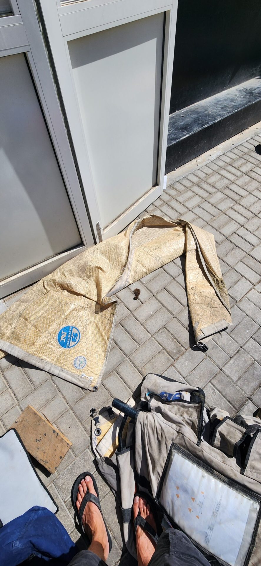 Members sail store – Dubai Offshore Sailing Club